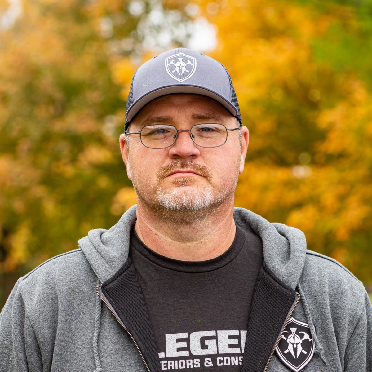 ABOUT - Local Roofer And Siding Specialist - Legend Exteriors ...