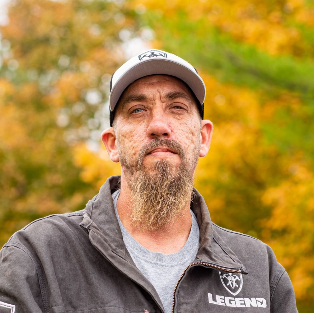 ABOUT - Local Roofer And Siding Specialist - Legend Exteriors ...